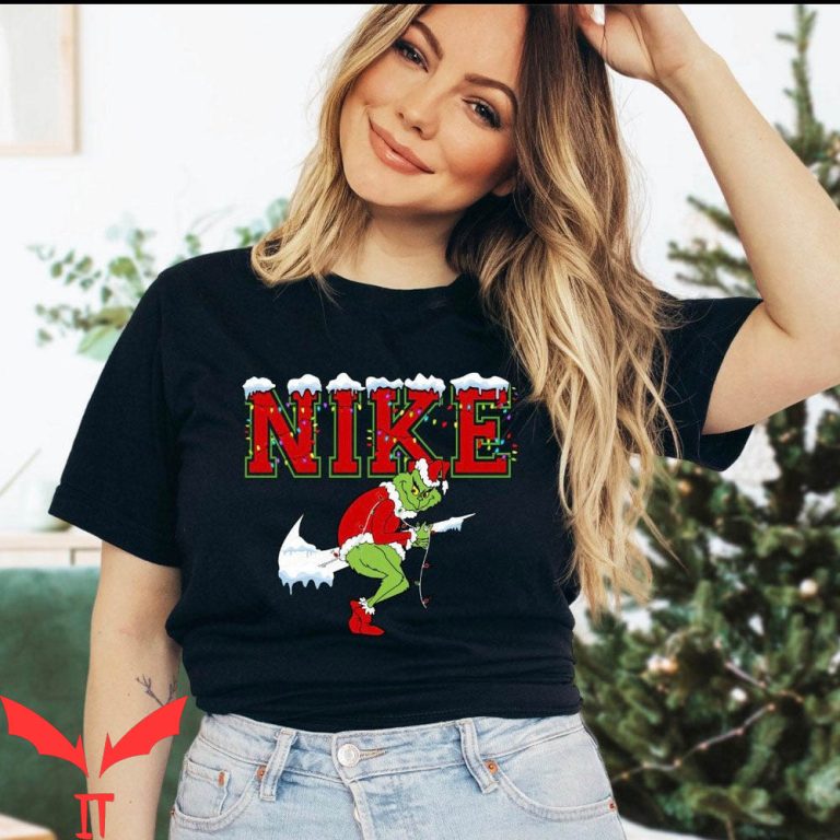 Nike Grinch T-Shirt Dr. Seuss Grinch Hugs Christmas Tee