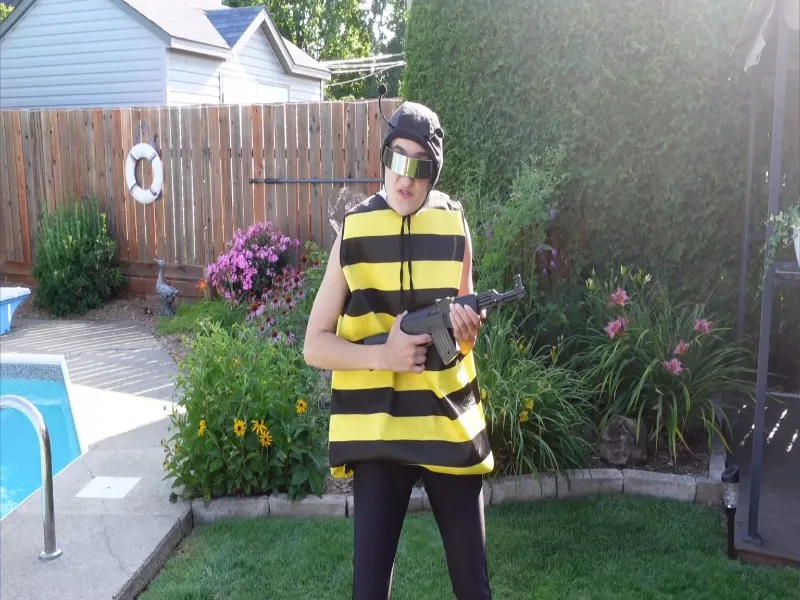 Top 15 Best Killer Bee Costume Reviews 2023 - IT The Movie